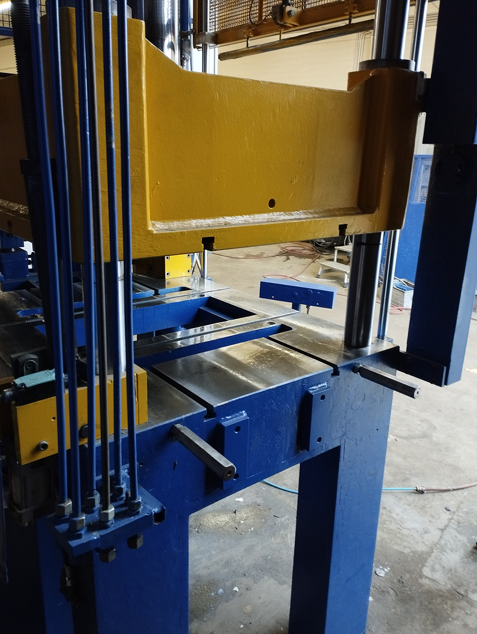 Tecnopres KZP 30 NC trimming press EP1989, used | EP1989